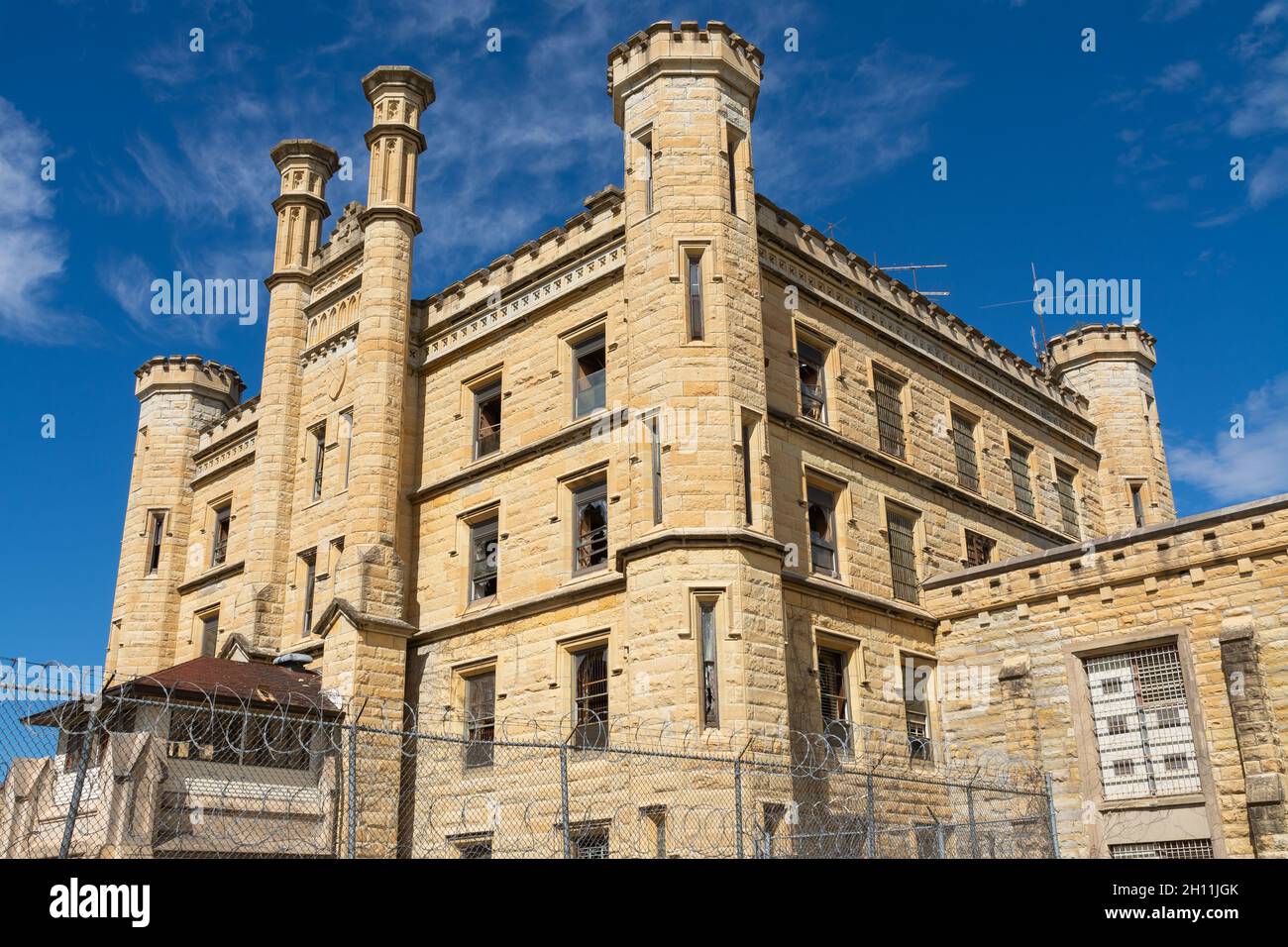 Exterior of old abandoned prison. Joliet, Illinois, USA Stock Photo - Alamy
