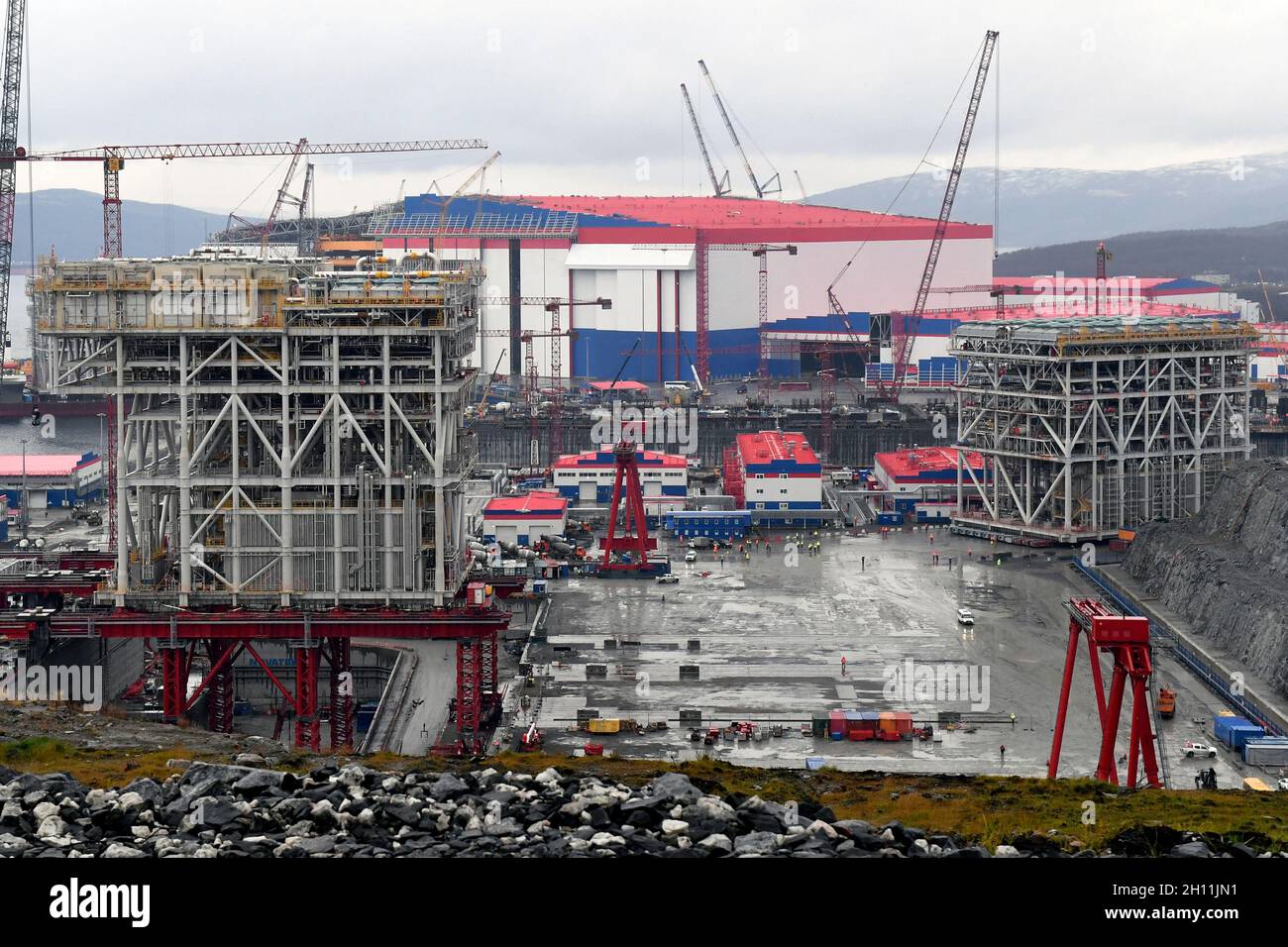 Arctic Offshore Drilling High Resolution Stock Photography and Images ...