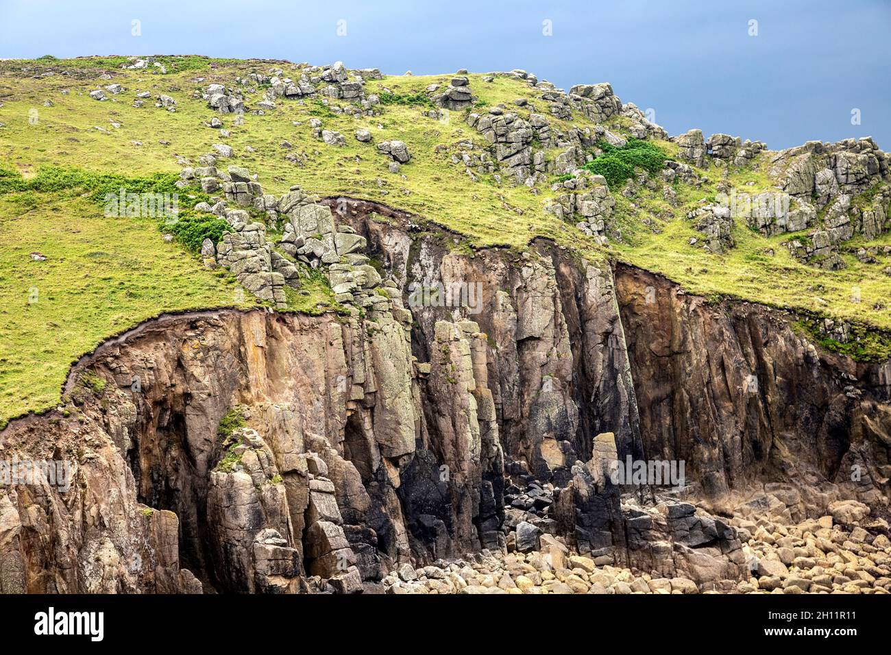 Cliffs at Gwennap Head along the South West Coast Path, Penwith ...