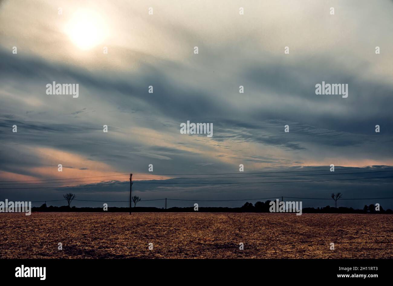 Murky weather hi-res stock photography and images - Alamy