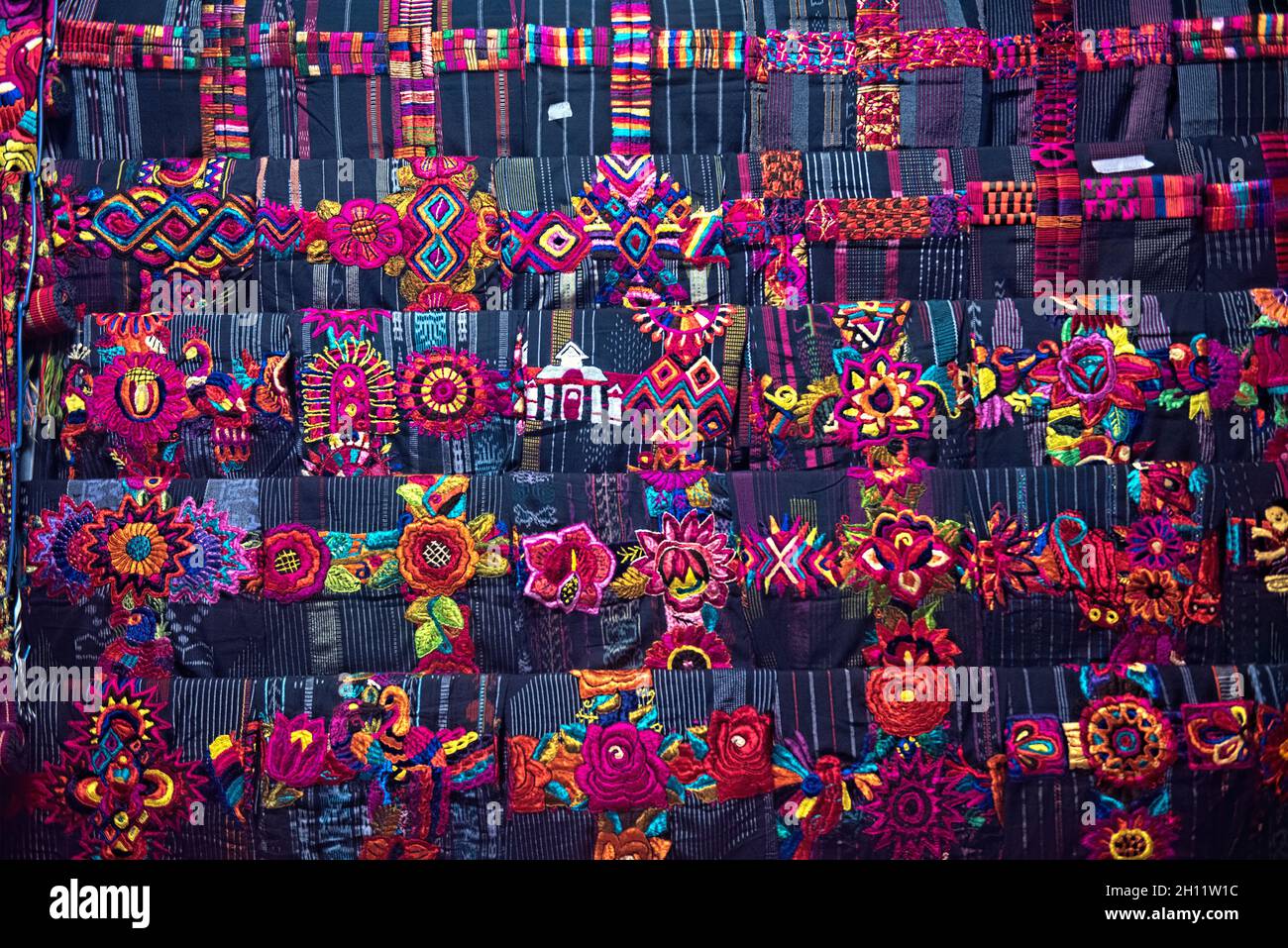 Traditional Mayan textiles at the Sunday Market in Chichicastenango ...