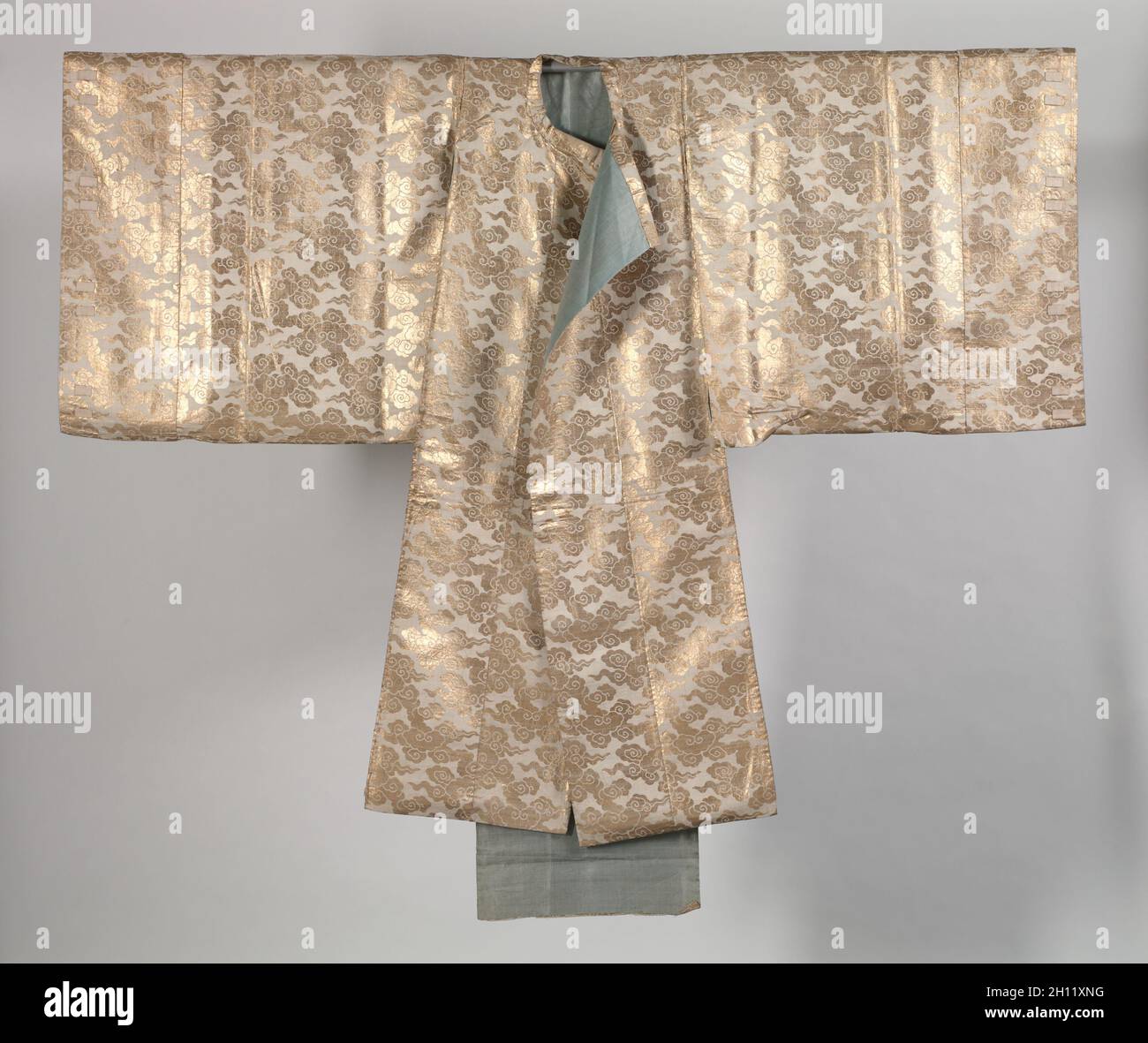 Noh Costume (Kariginu), 1800-1850. Japan, Edo period (1615-1868). Silk ...