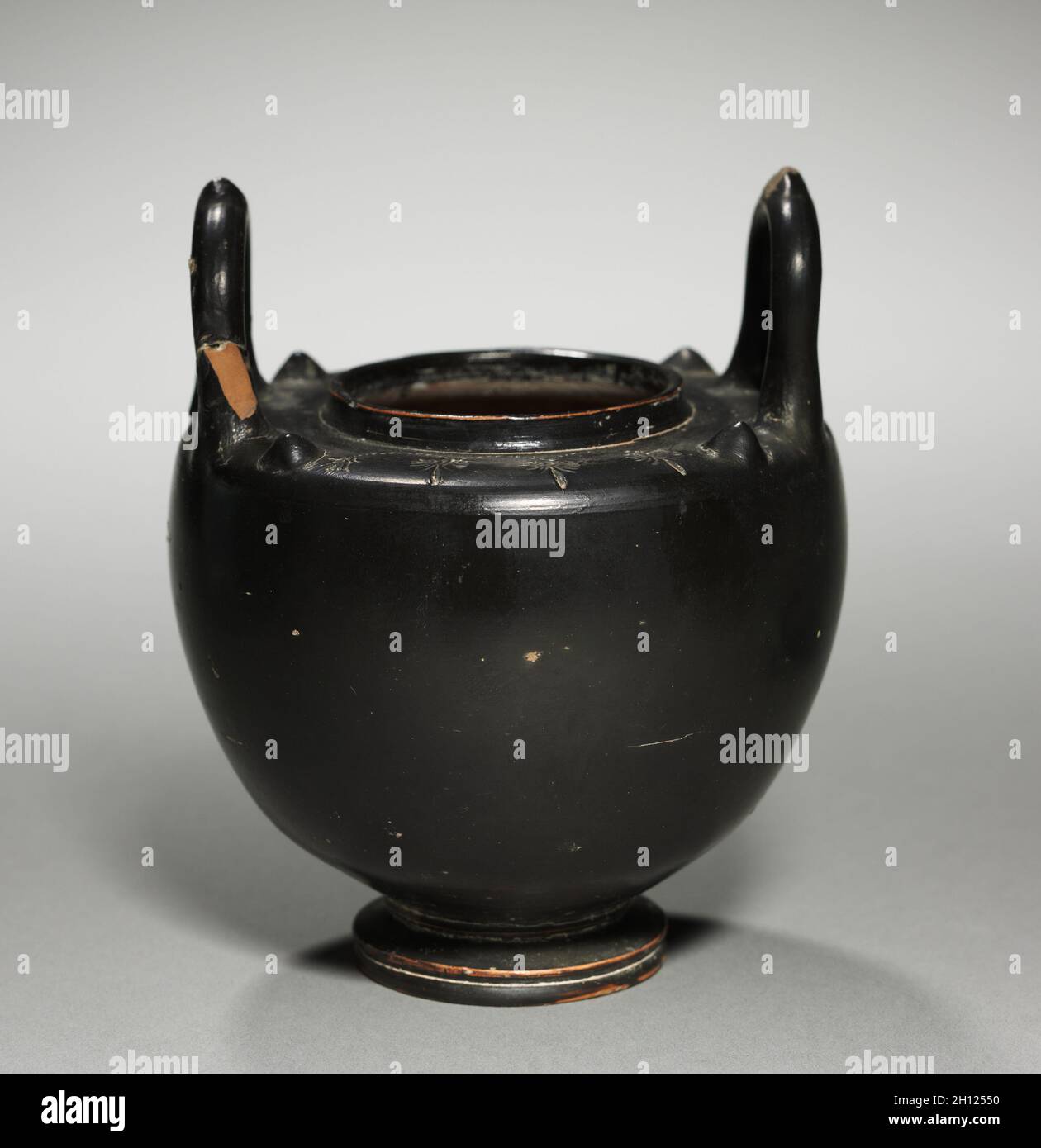 Nuptial lebes hi-res stock photography and images - Alamy