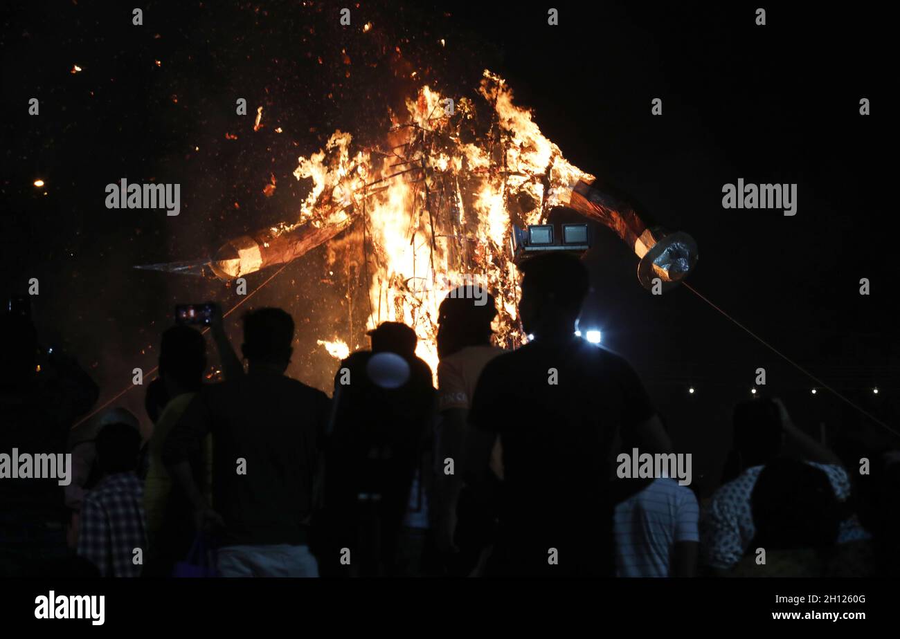 Burning Ravana High Resolution Stock Photography and Images - Alamy