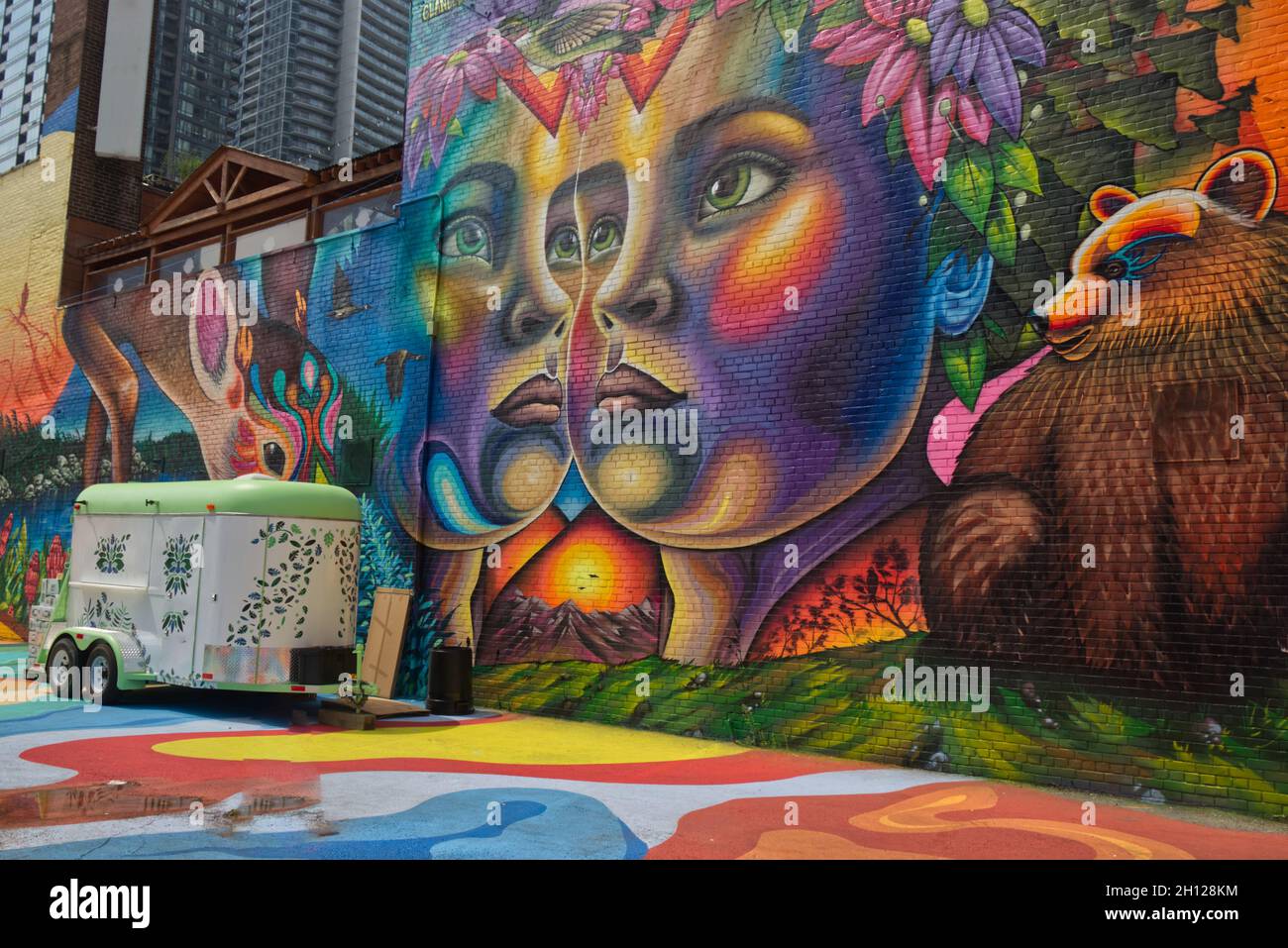 Deer toronto hi-res stock photography and images - Alamy