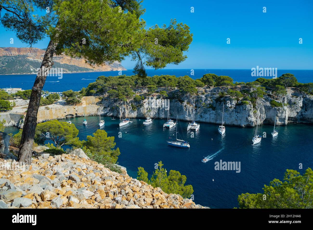 Calanque de Port Miou near Cassis Fishing Village. Calanques National ...