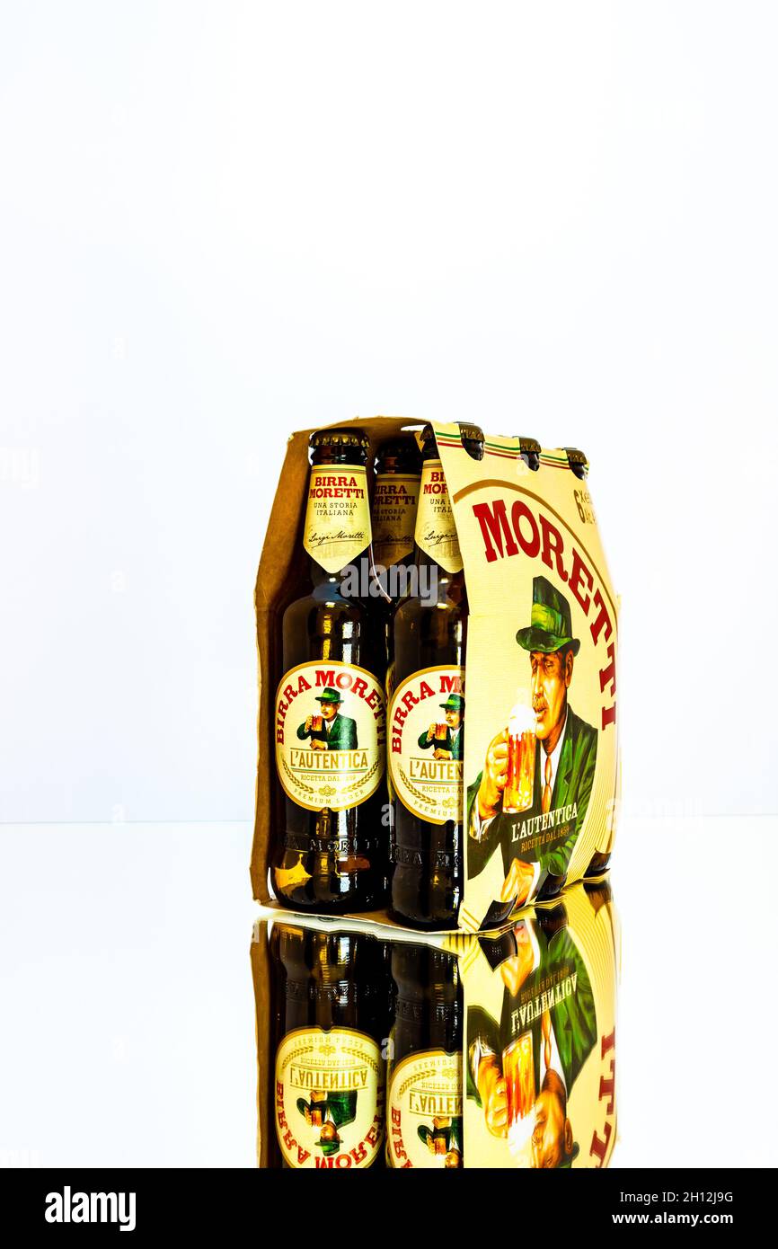 6 pack beer can hi-res stock photography and images - Alamy