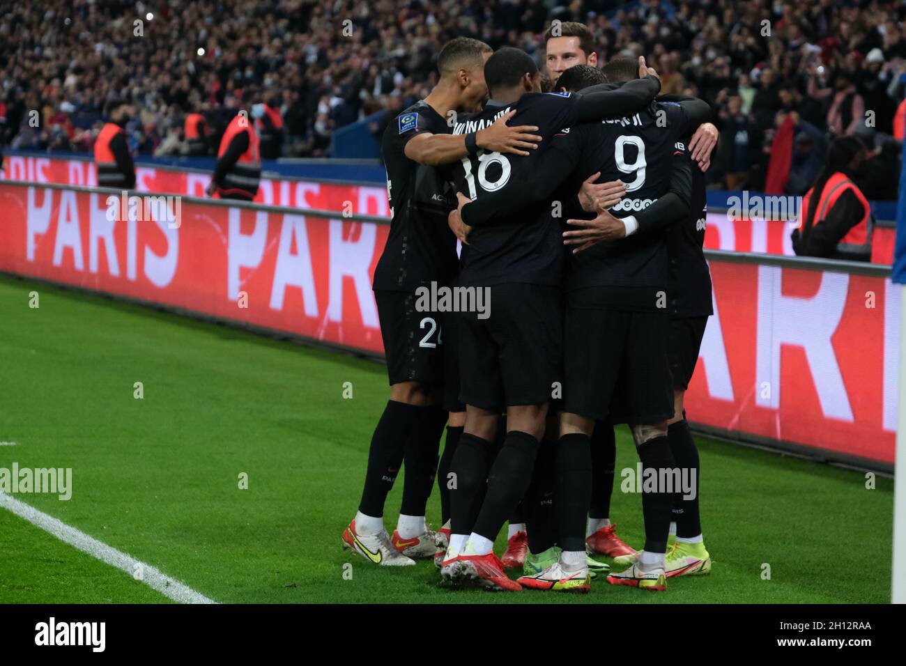 Psg team hi-res stock photography and images - Alamy