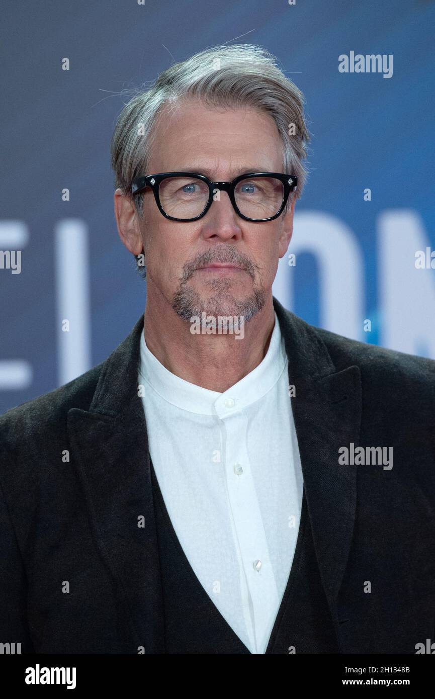 Alan ruck on succession hi-res stock photography and images - Alamy