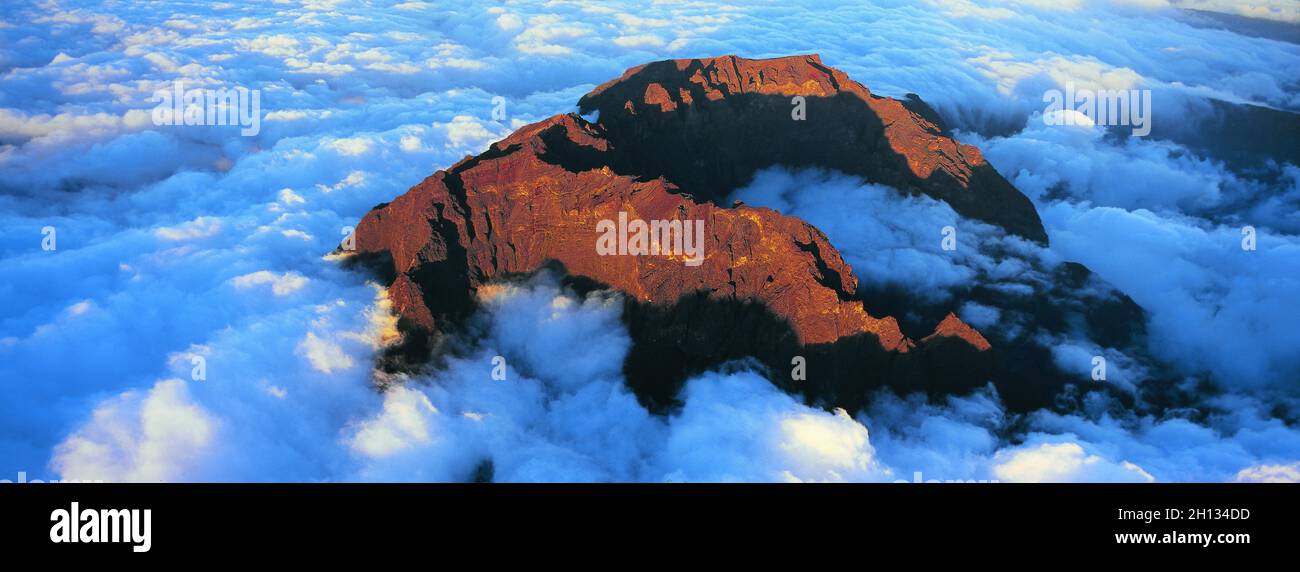 Aerial view reunion island hi-res stock photography and images - Alamy