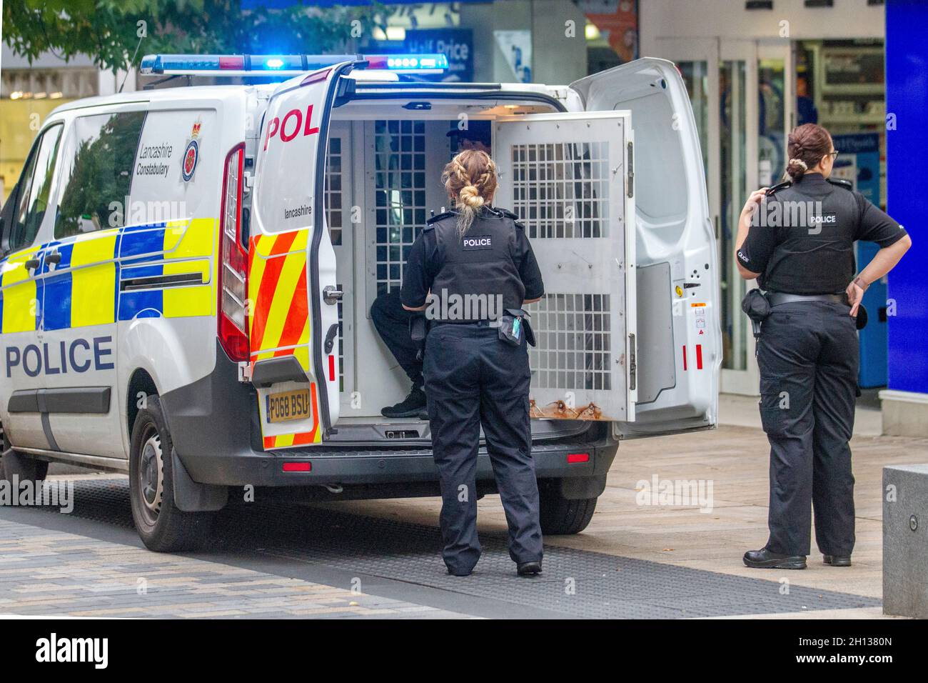 Detainee england english hi-res stock photography and images - Alamy