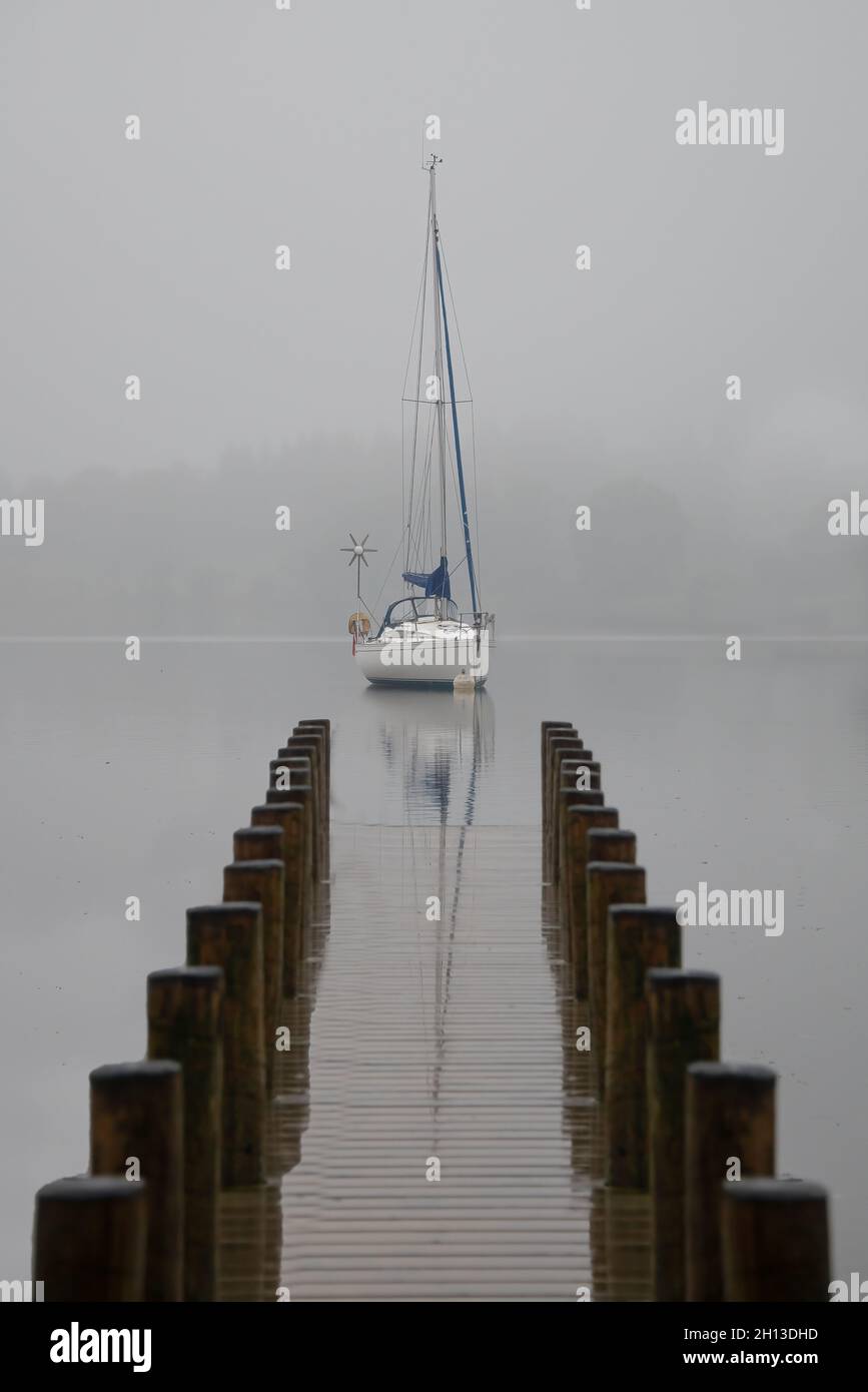 Wet boat hi-res stock photography and images - Alamy