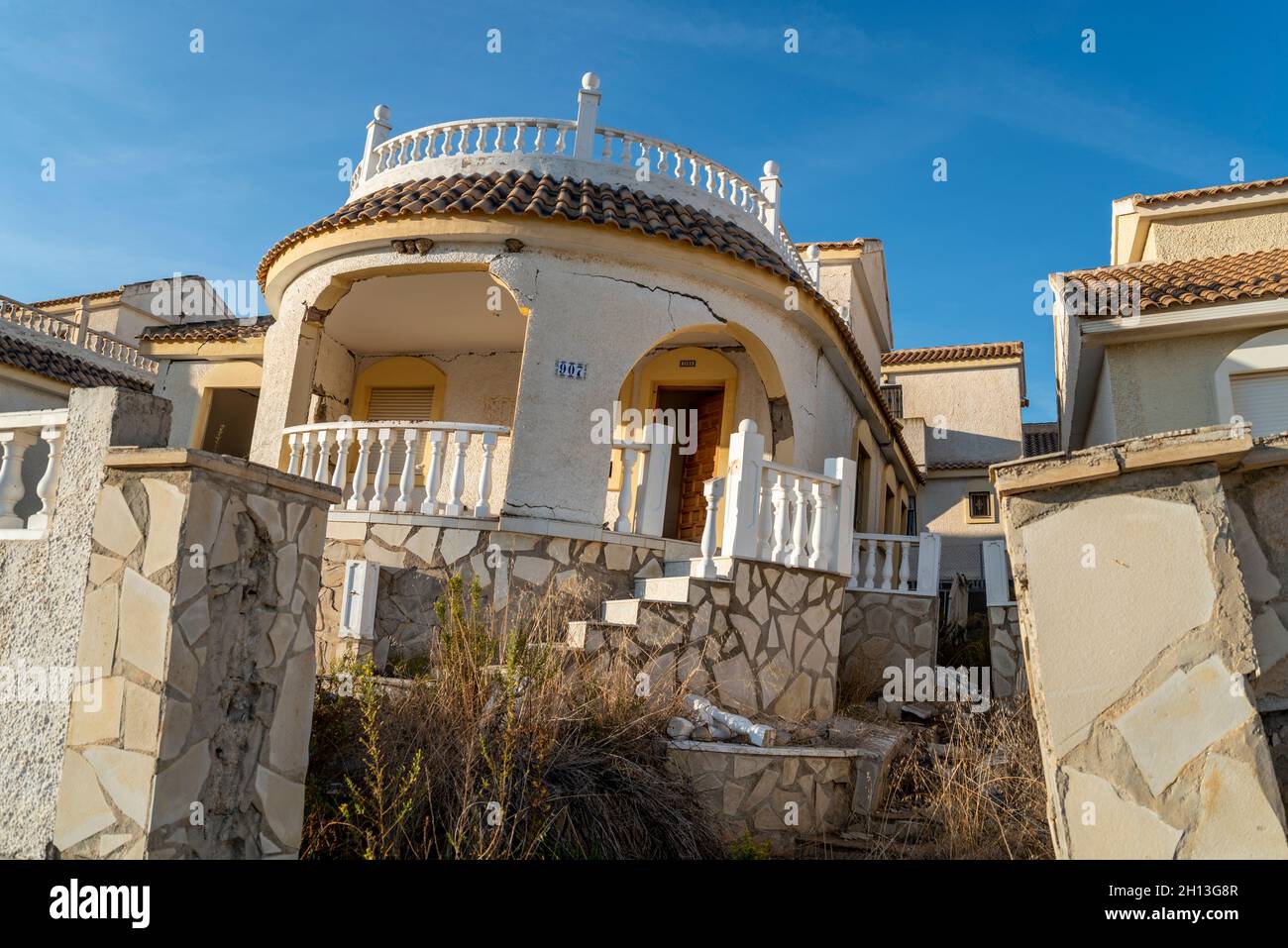 Spanish villa property in Camposol, Spain, damaged by subsidence. Home ...