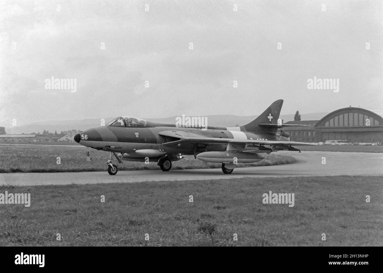 Aircraft jet fighter Black and White Stock Photos & Images - Alamy