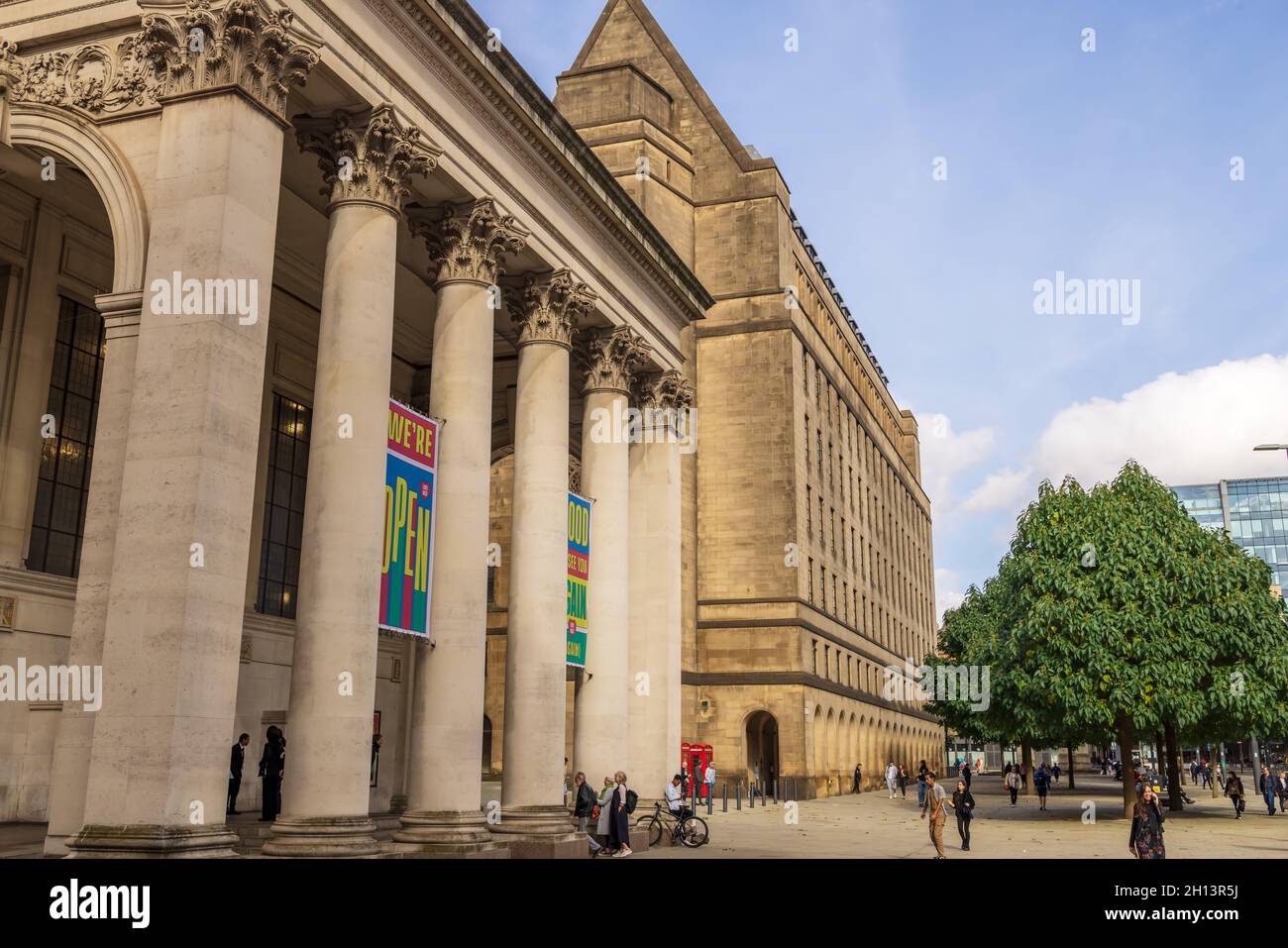 Historic buildings of Central Library and Manchester Town Hall as ...