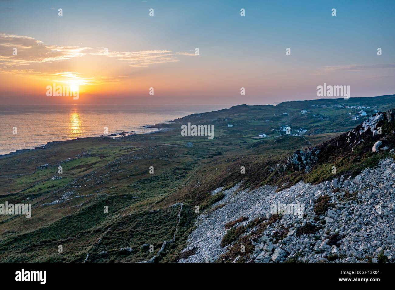 Time lapse stunning sky sunset hi-res stock photography and images - Alamy