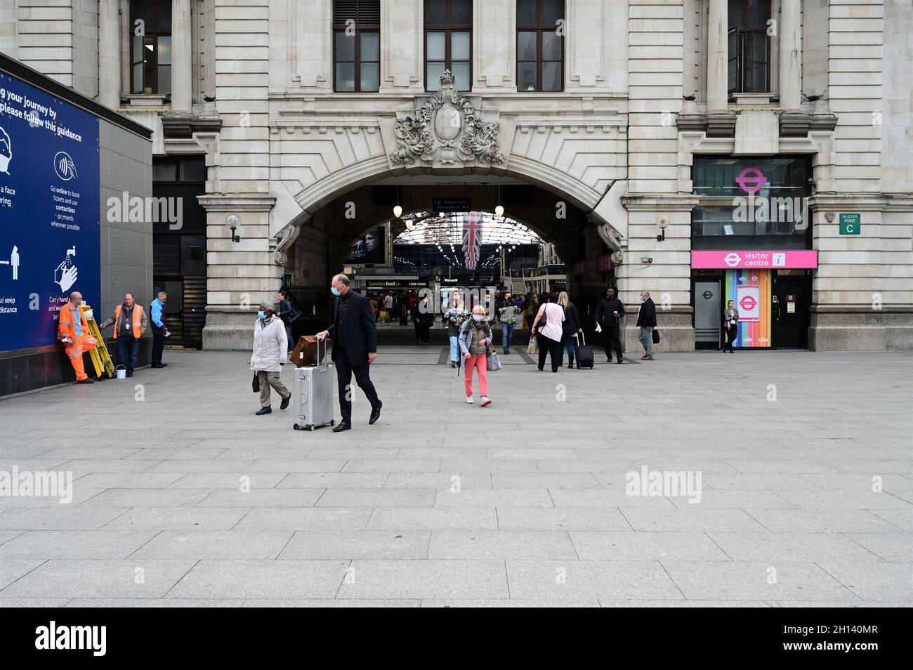 London Victorian London Termini entrance Stock Photo - Alamy