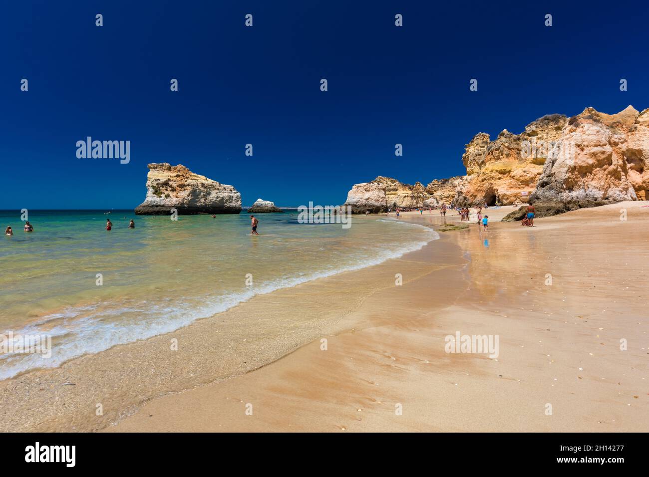 Beautiful view sunset alvor hi-res stock photography and images - Alamy