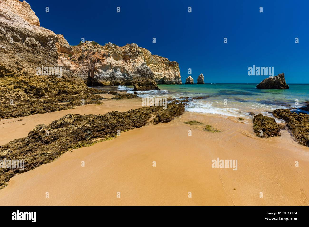 Beautiful view sunset alvor hi-res stock photography and images - Alamy