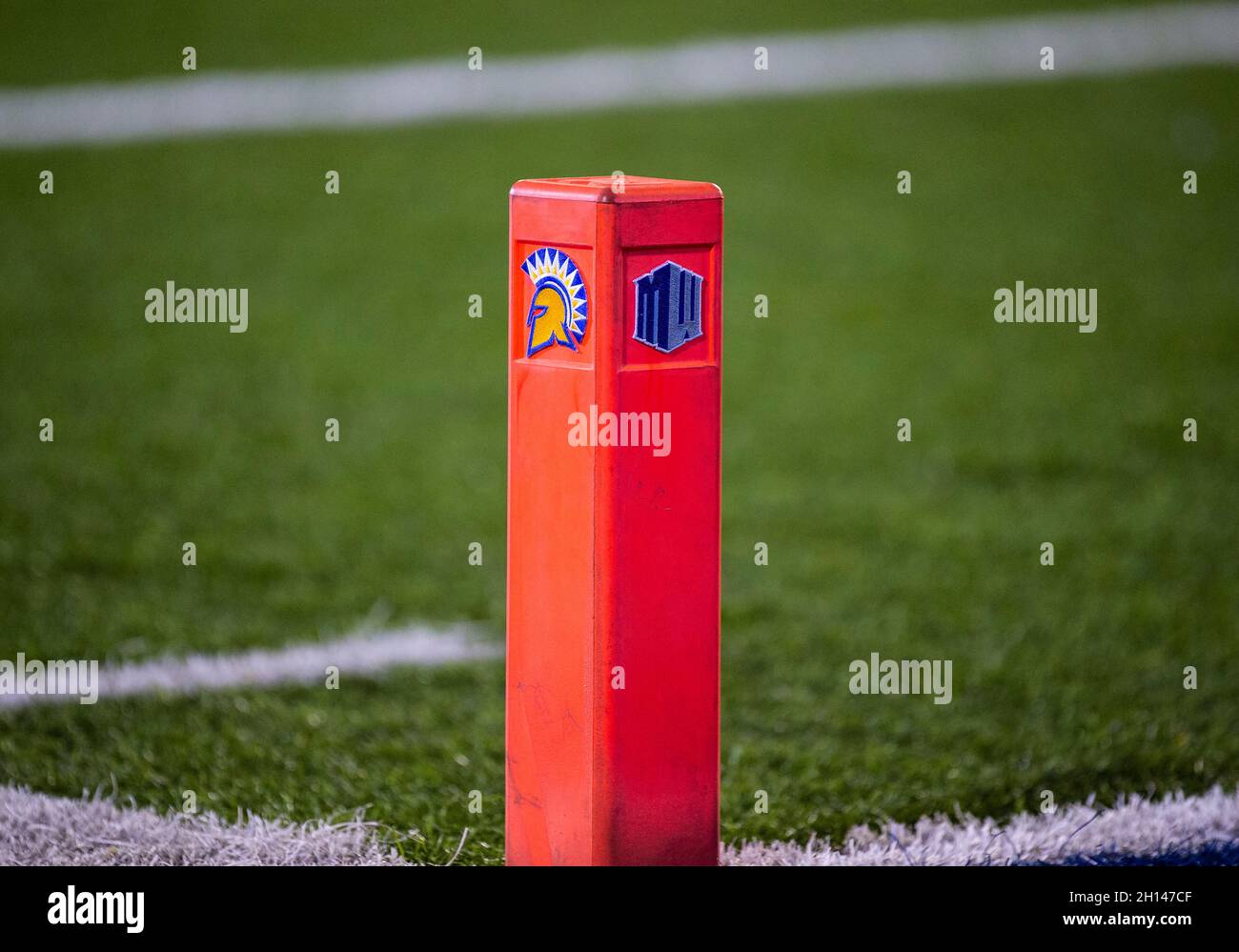 Football pylon hi-res stock photography and images - Alamy