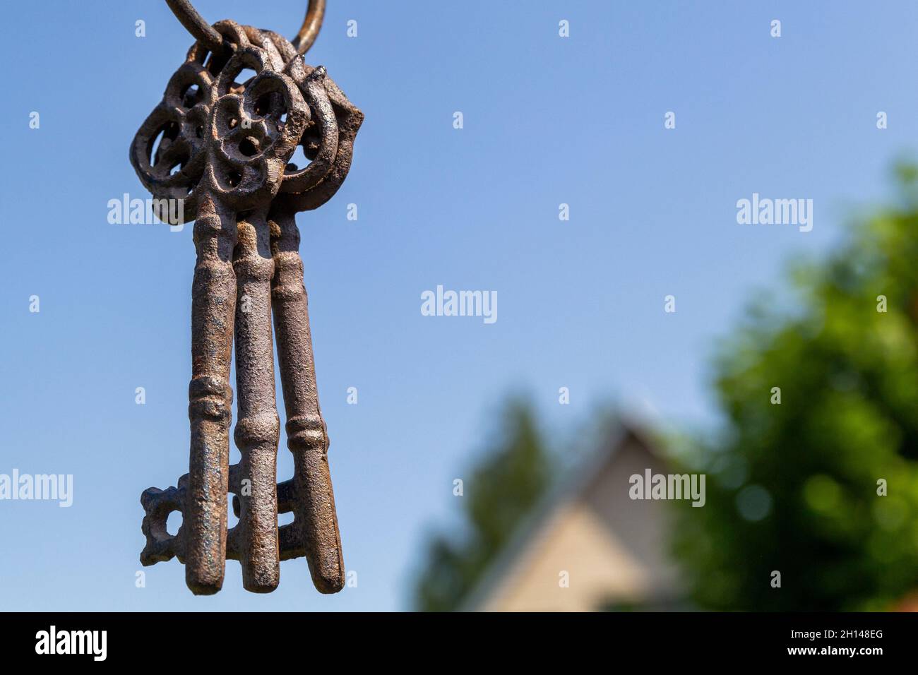 Big old keys hi-res stock photography and images - Alamy