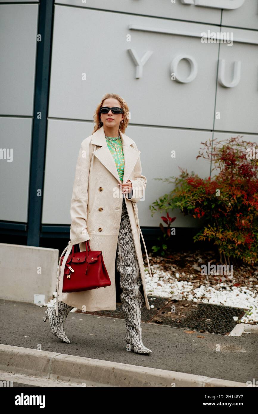 Street style, Jessica Mercedes Kirschner arriving at Hermes Spring ...