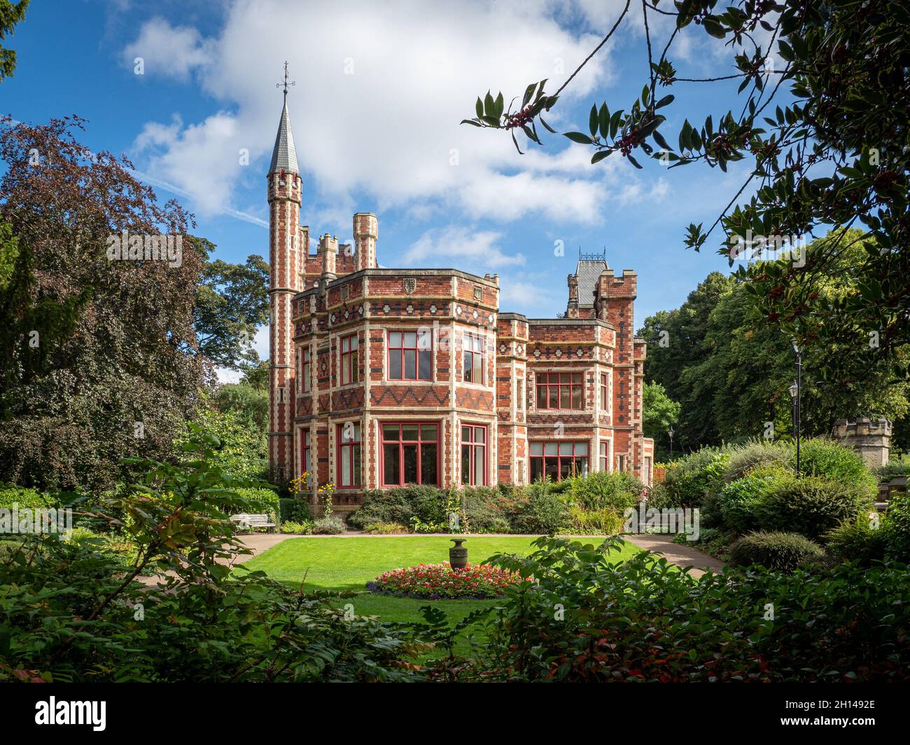 Saltwell Towers, Saltwell Park, Gateshead on a sunny day Stock Photo ...