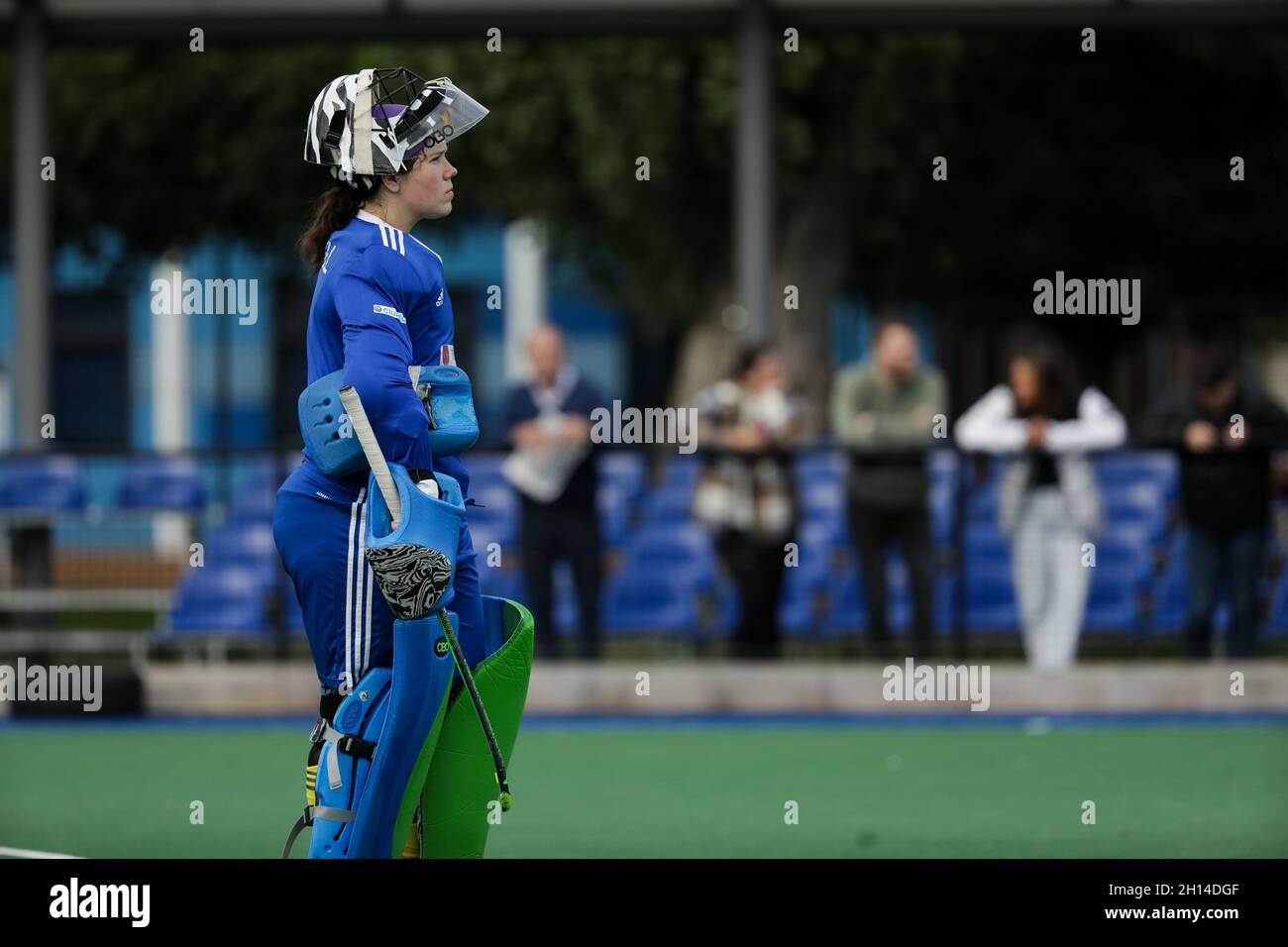 London, UK. 16th Oct, 2021. Goalkeeper Steph Tirrell (1 Beeston) at the ...