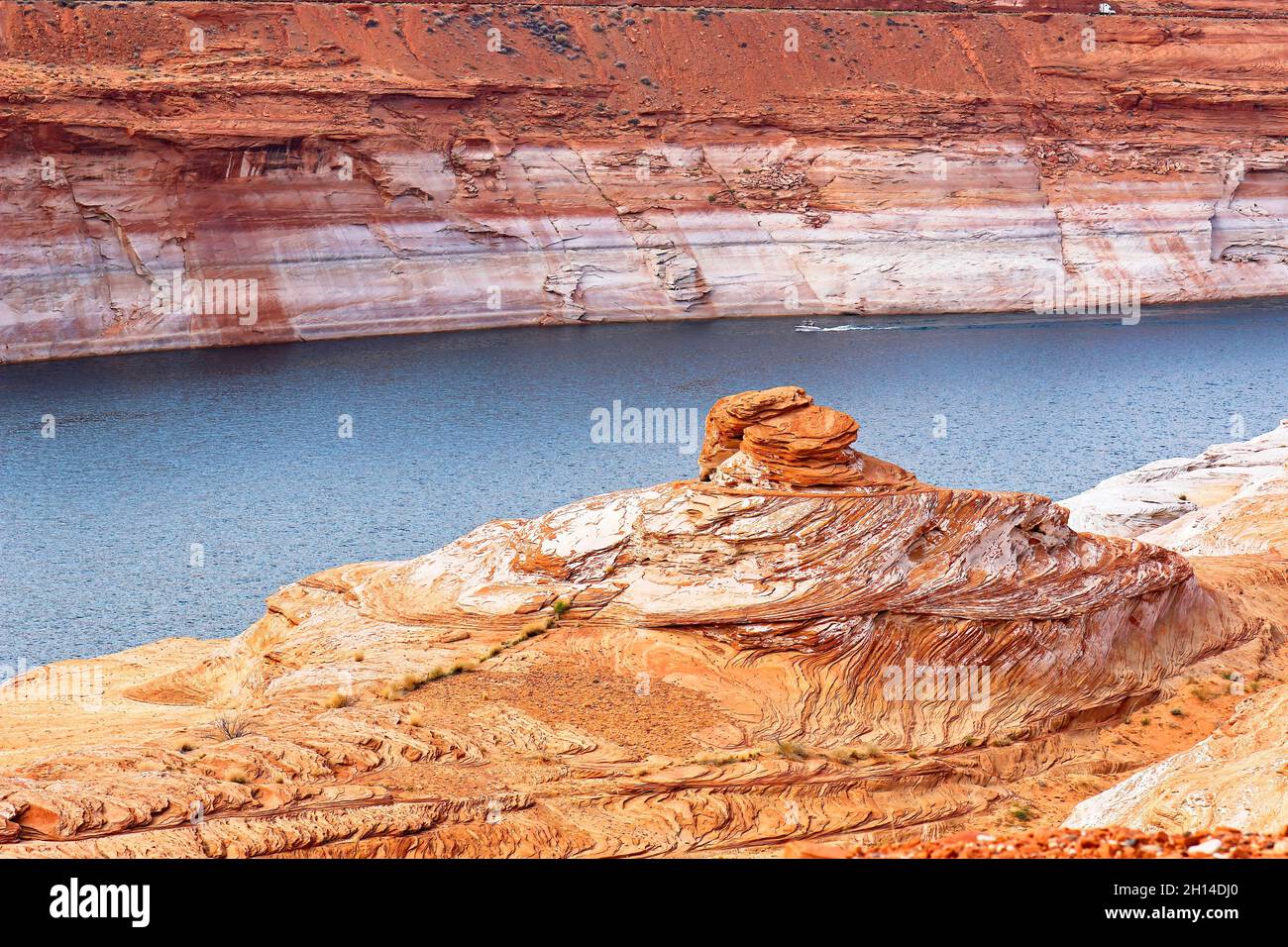 Unique Rock Formation Showing Patterns Of Erosion At Arizona Waterway ...