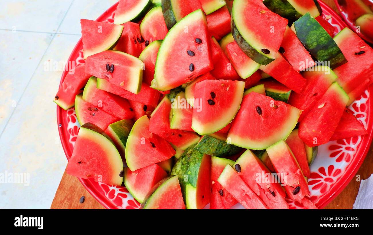 Vegeterian lunch hi-res stock photography and images - Alamy