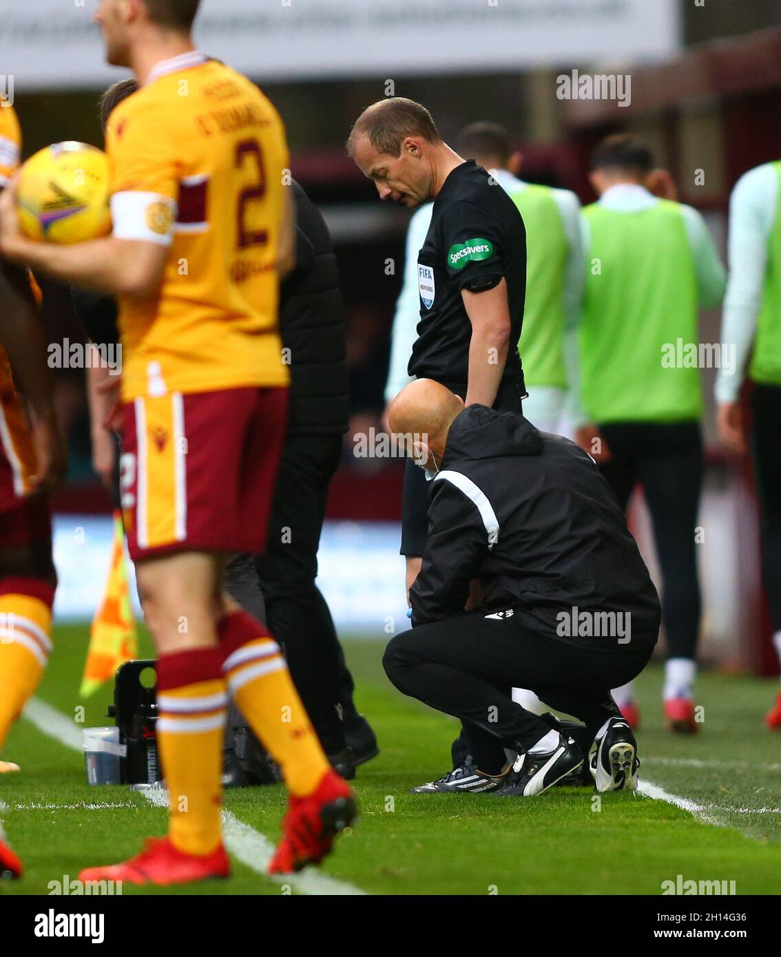 Injury referee football hi-res stock photography and images - Alamy