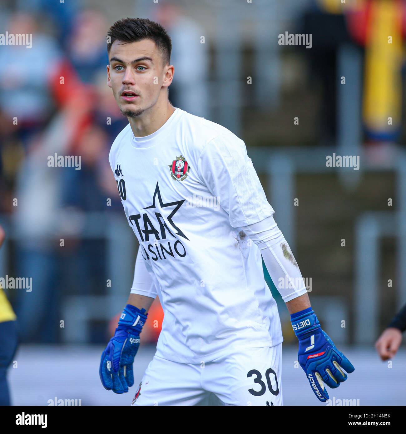 BRUSSEL, BELGIUM - OCTOBER 16: Goalkeeper Guillaume Dietsch of RFC ...