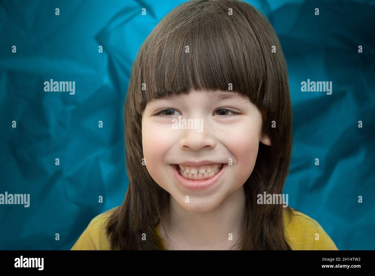 Smal child hi-res stock photography and images - Alamy