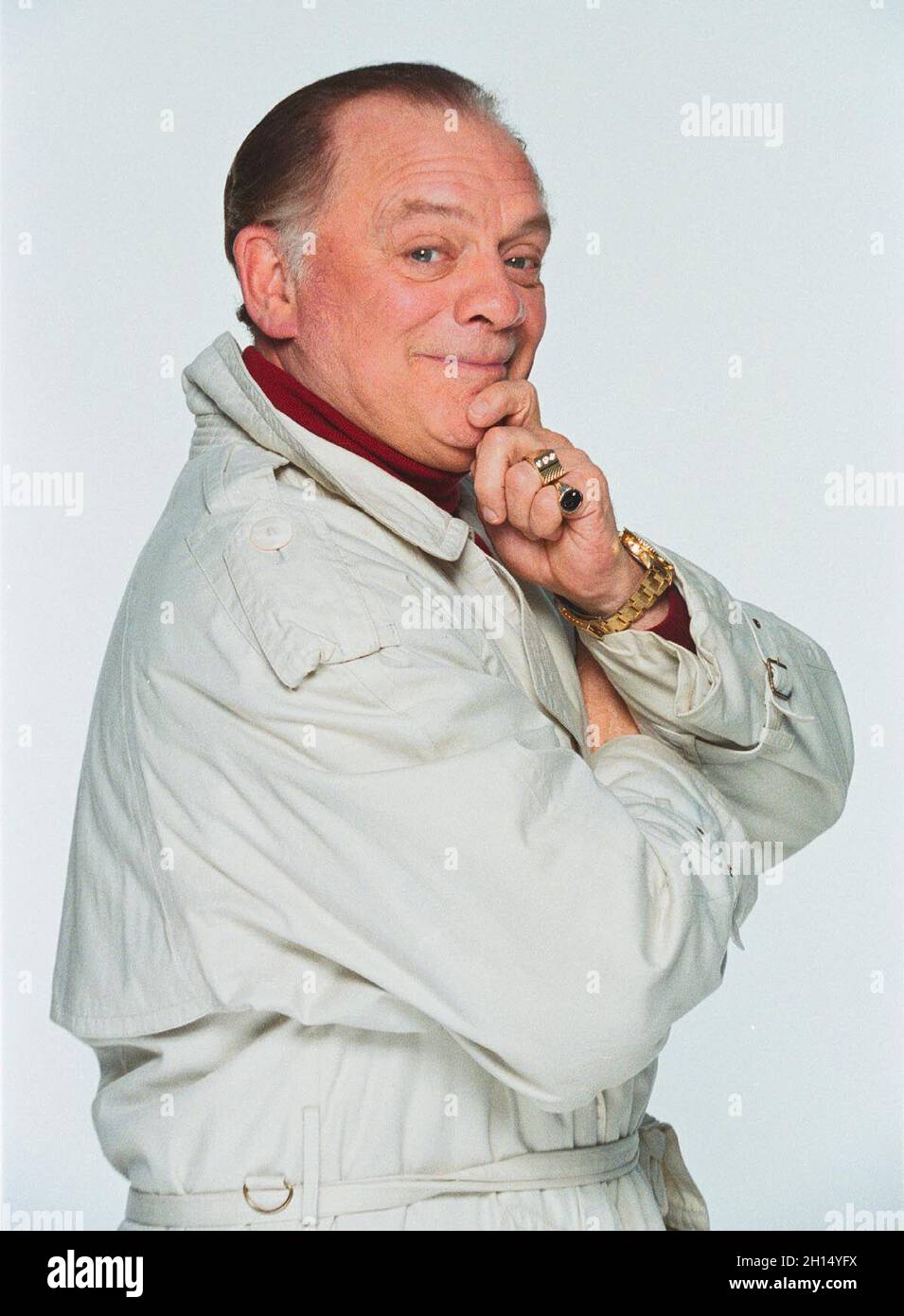 Sir david jason del hi-res stock photography and images - Alamy