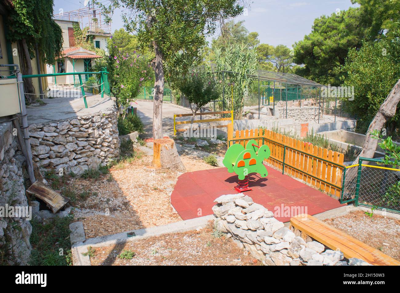 Split zoo hi-res stock photography and images - Alamy