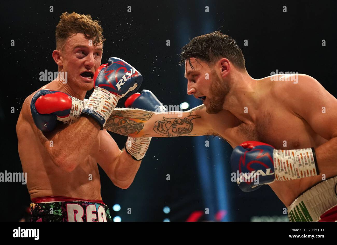 Brad Rea (left) and Jez Smith in action in their Middleweight Contest ...