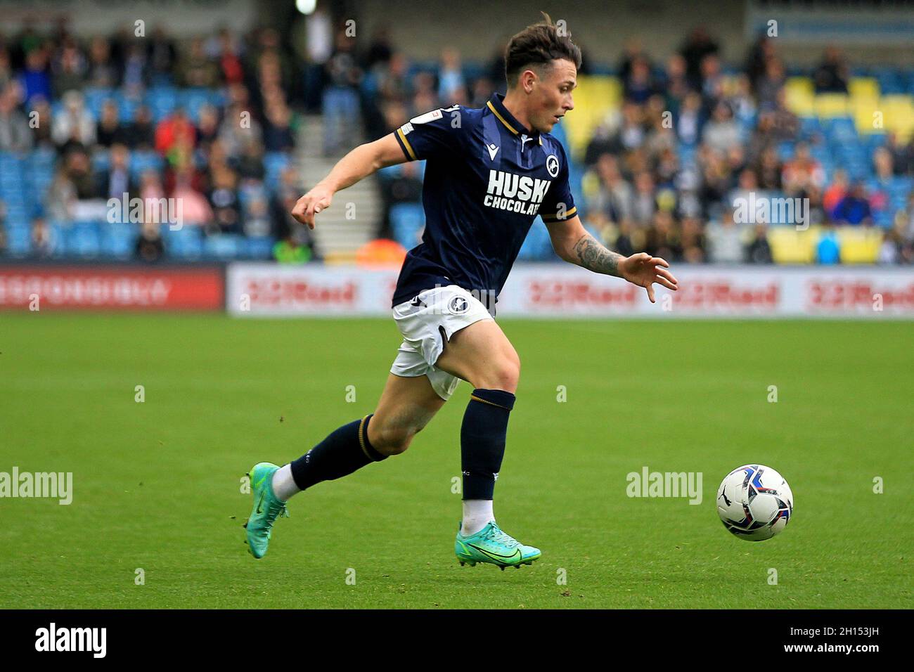 Danny mcnamara millwall hi-res stock photography and images - Alamy