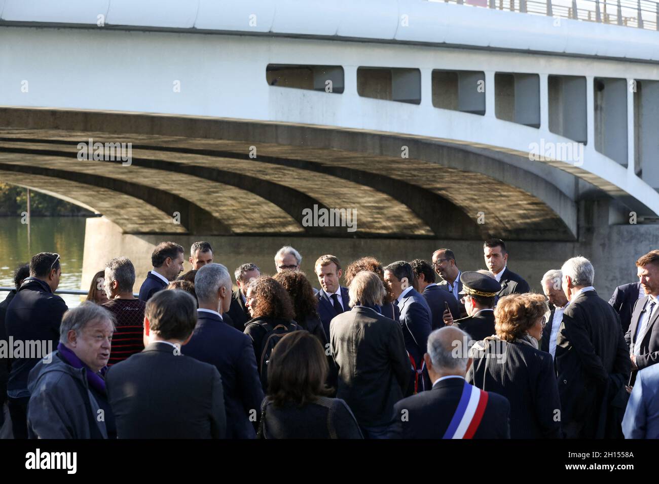 Bezons bridge hi-res stock photography and images - Alamy