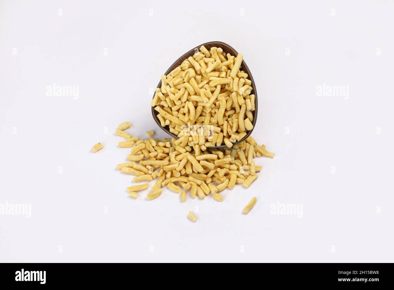 Gathiya Indian Namkeen Bhavnagari Gathiya or Ganthiya. Besan Gathiya ...