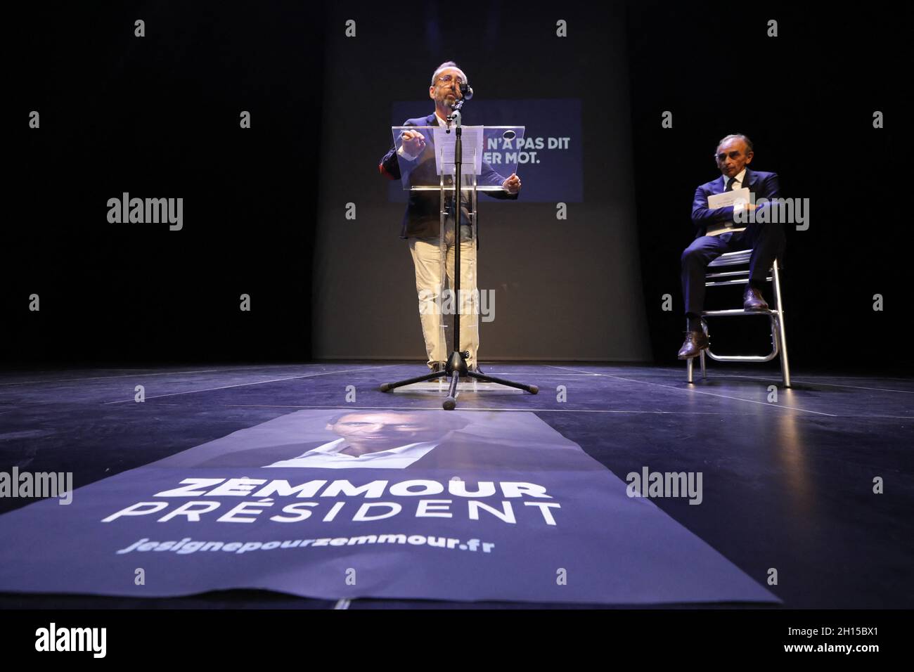 Eric Zemmour is meeting with Beziers mayor Robert Menard .The extreme ...