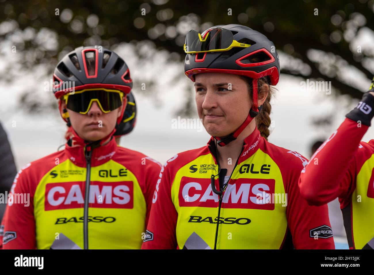 Emma Edwards and riders of team CAMS Basso preparing to race the AJ ...