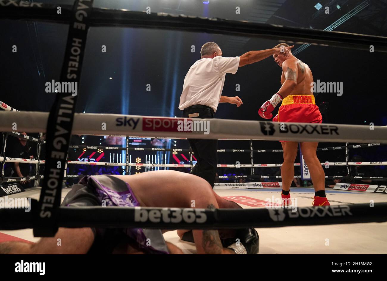 Steve robinson boxing hi-res stock photography and images - Alamy
