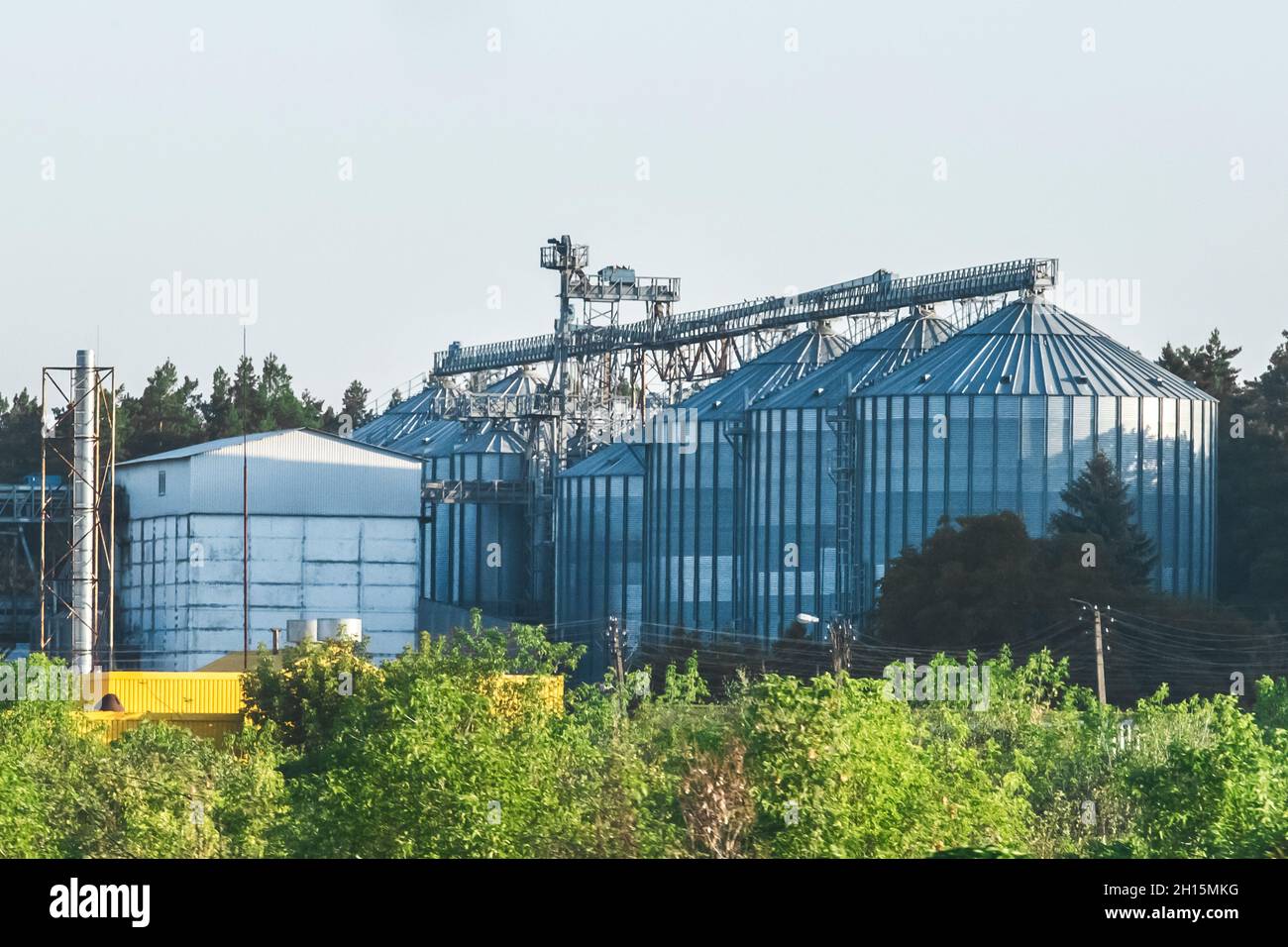 Farm storage tank hi-res stock photography and images - Alamy
