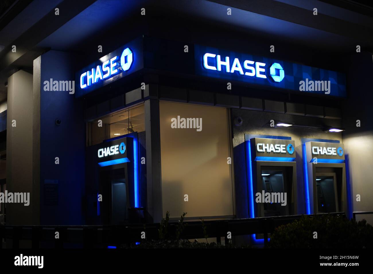 Chase atm hi-res stock photography and images - Alamy