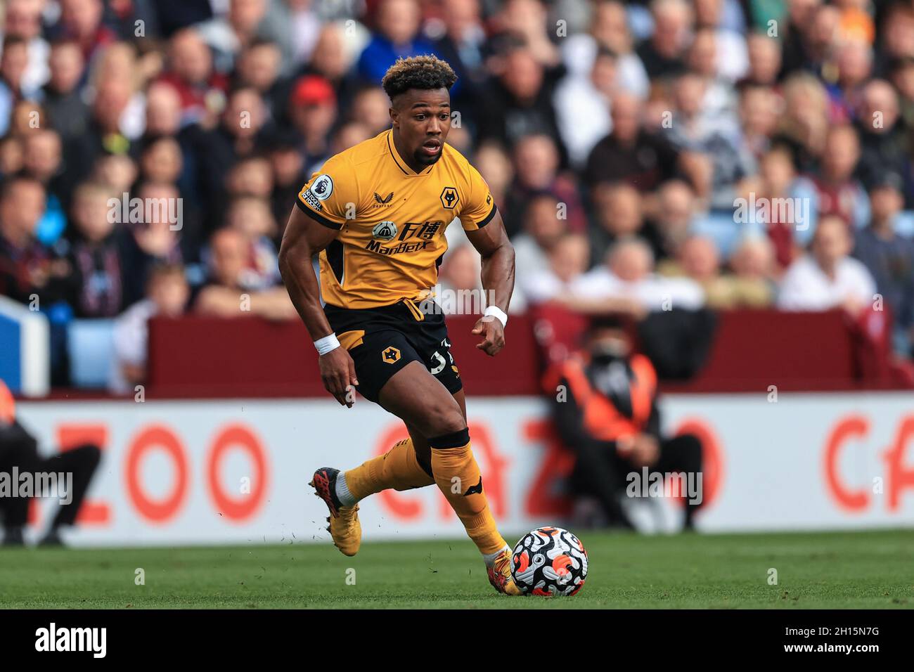 Adama Traore #37 of Wolverhampton Wanderers in action during the game ...