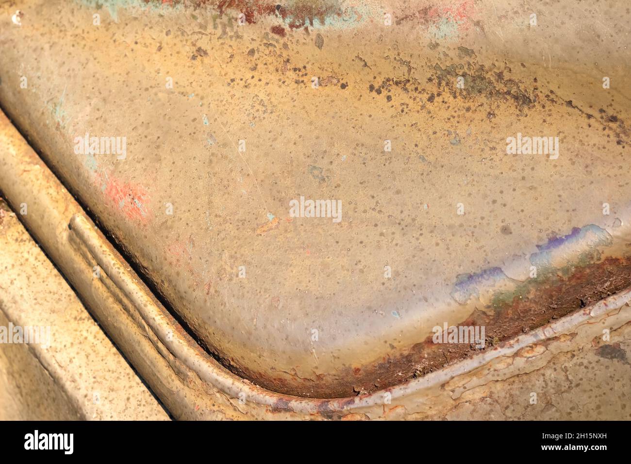 Rusty tank armor metal texture hi-res stock photography and images - Alamy