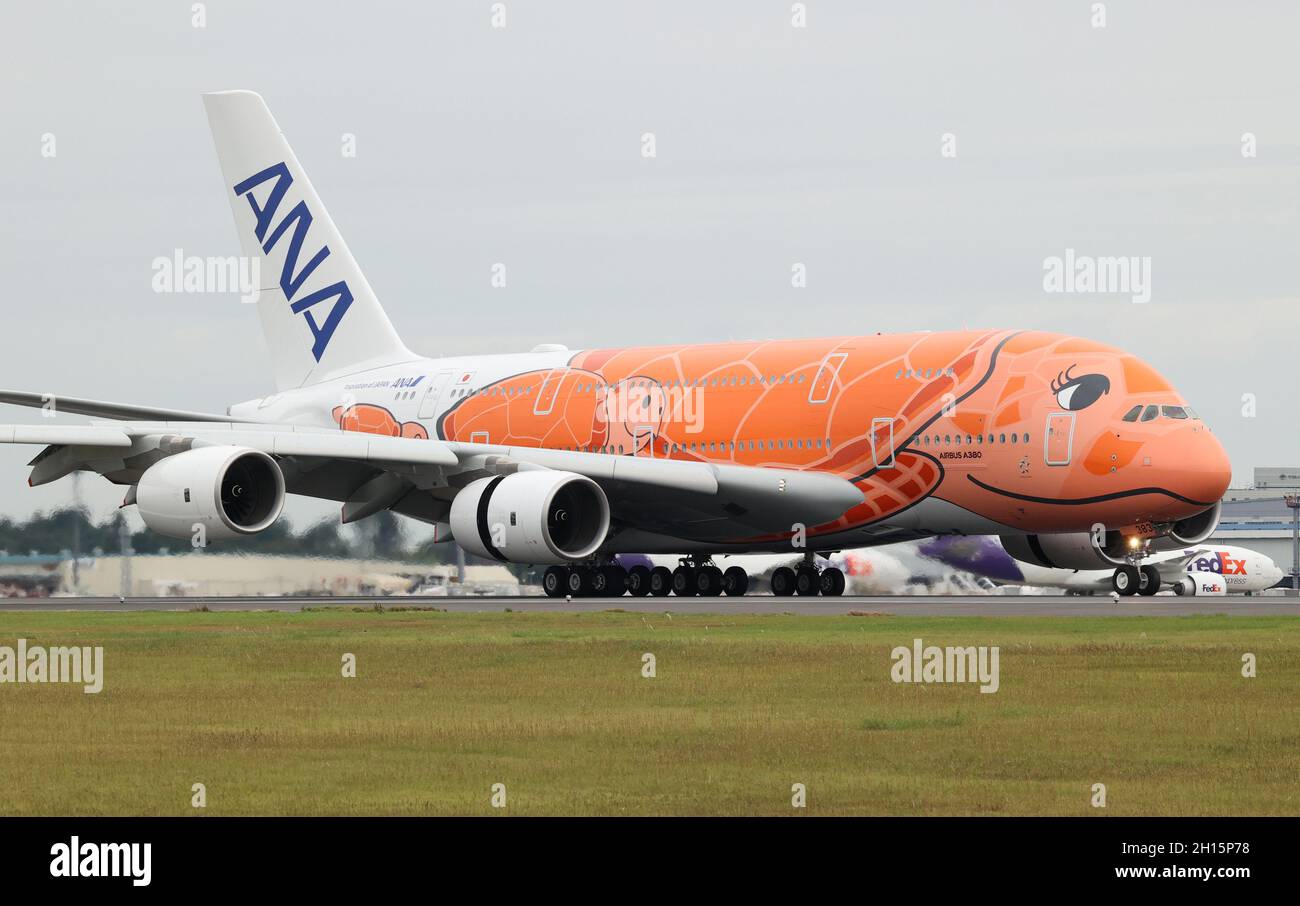 Narita, Japan. 16th Oct, 2021. The world's largest passenger plane ...