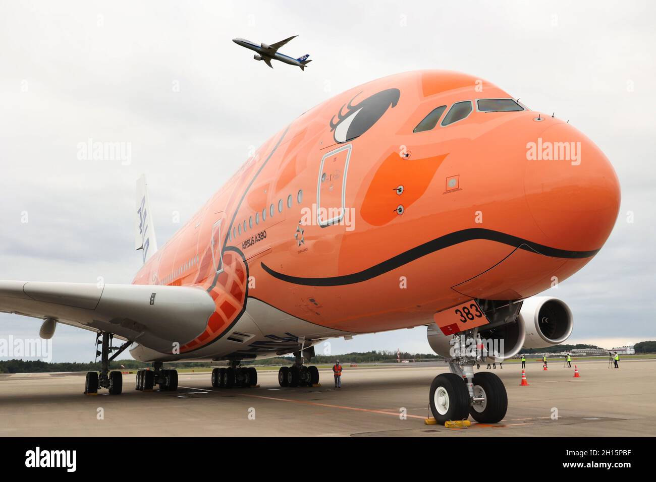 Narita, Japan. 16th Oct, 2021. The world's largest passenger plane ...