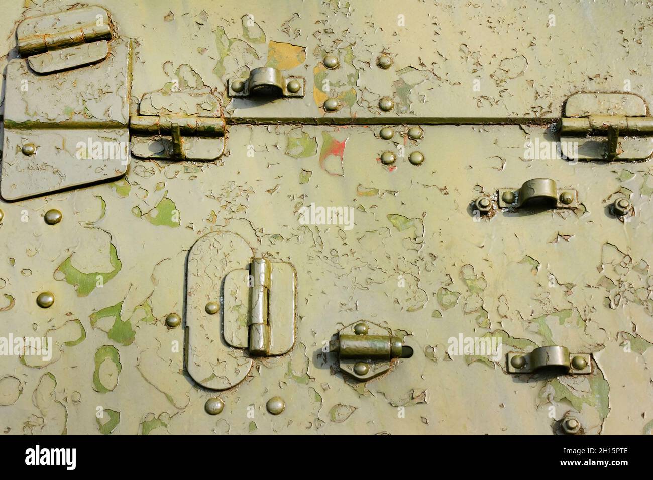 Military vehicle parts hi-res stock photography and images - Alamy