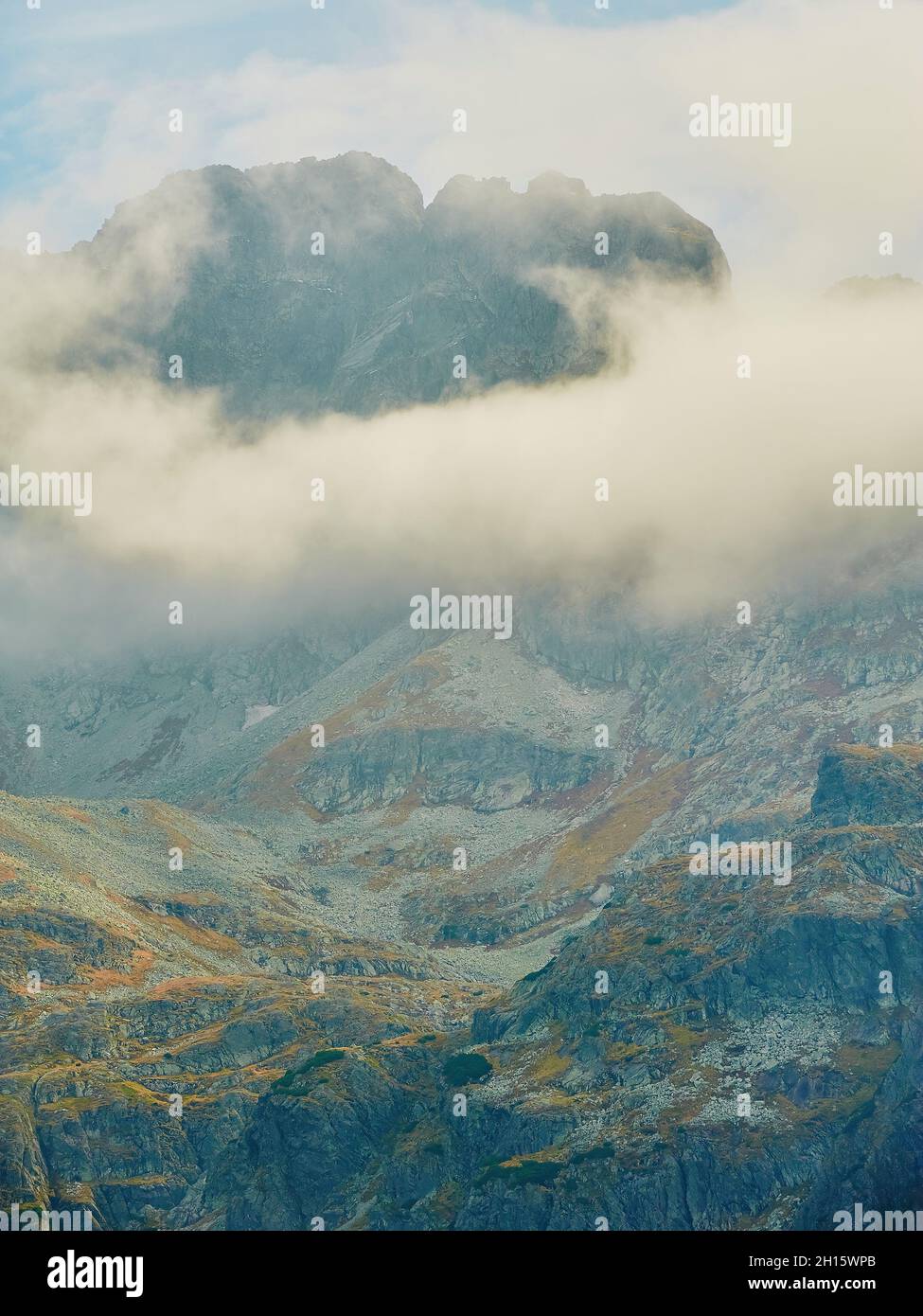 Ridges and clouds hi-res stock photography and images - Alamy